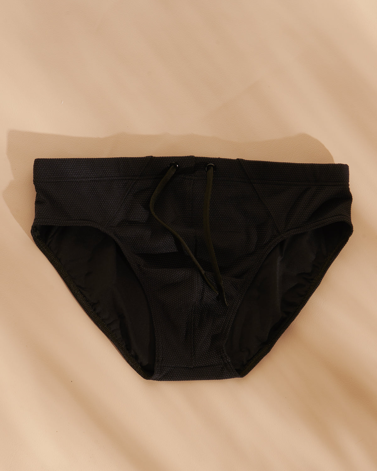 01 BLACK LOGO – Kenta